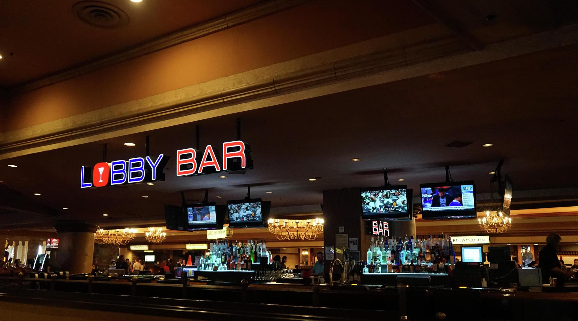 Hotel Bars - Lobby Bar