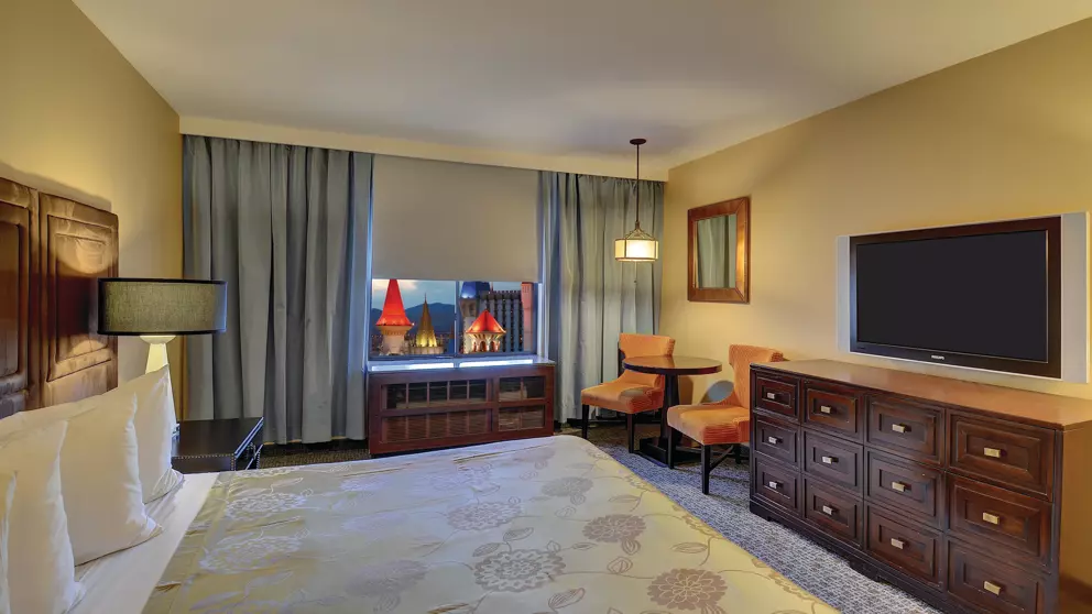 Resort Tower King Room