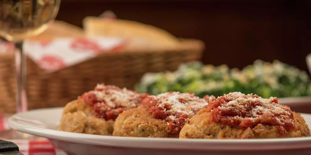 Buca di Beppo Las Vegas - Family Style Restaurant