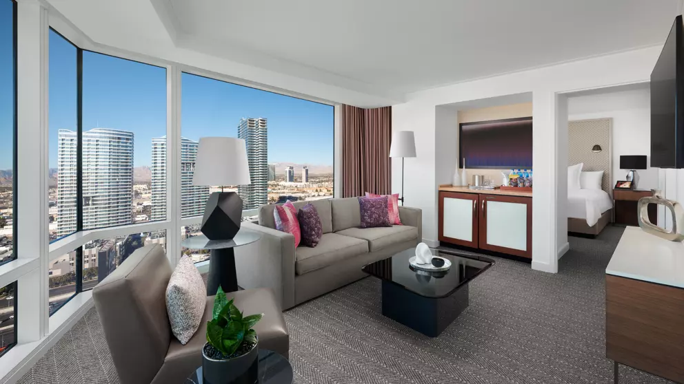 Stay Well Corner Suite