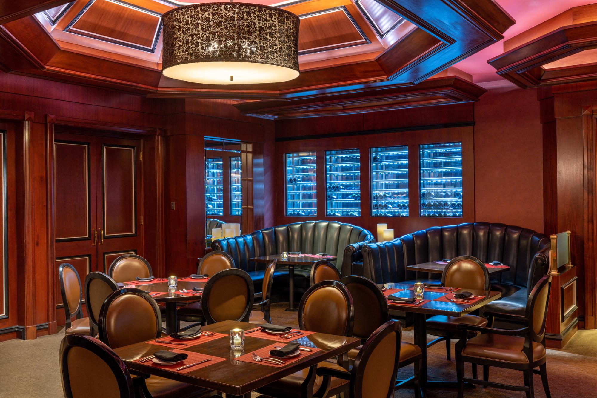 Steak & Seafood Restaurant - TENDER