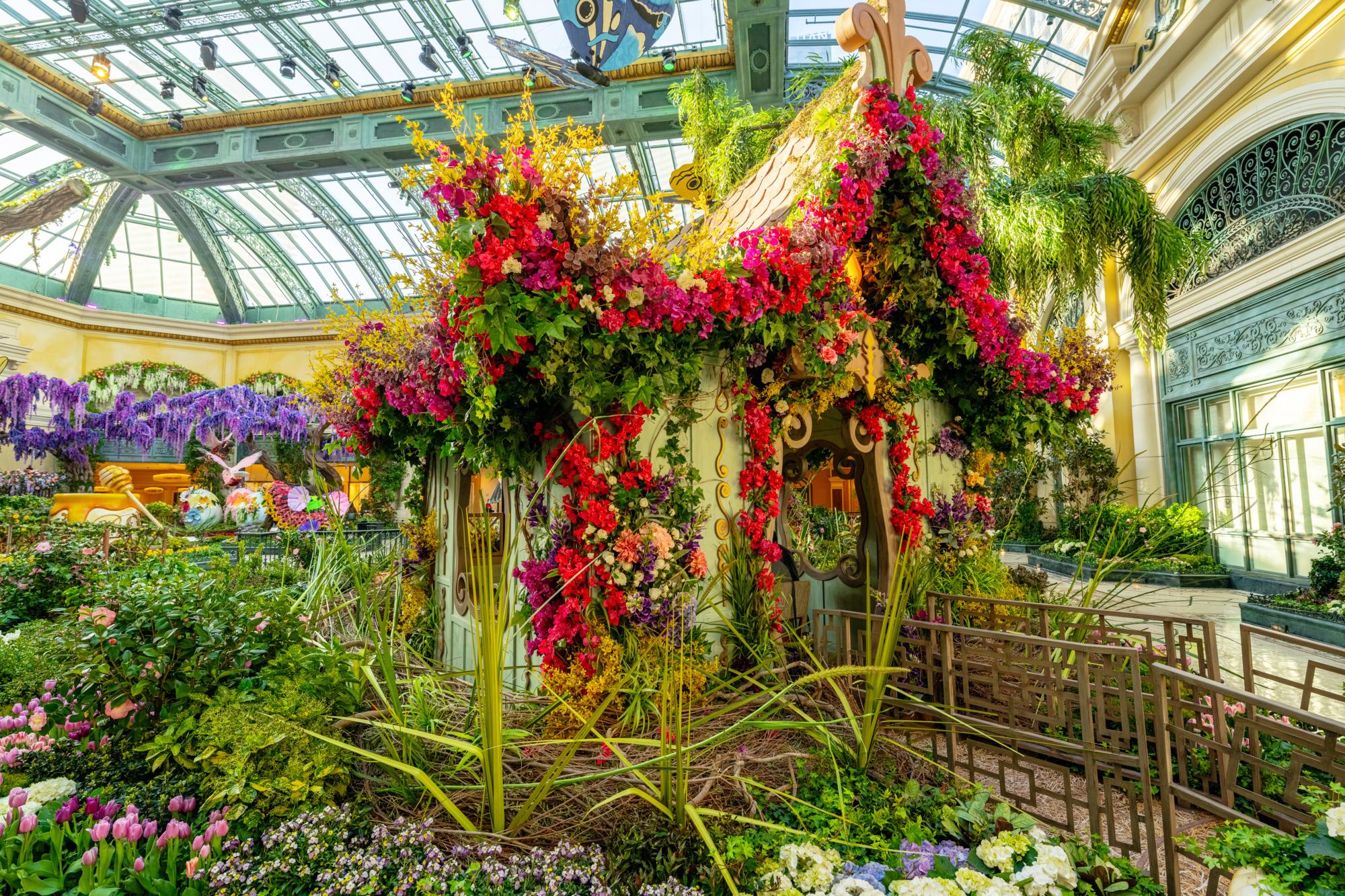 Indoor Garden Bellagio Las Vegas Conservatory & Botanical Gardens