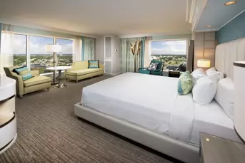 Hotel Rooms & Suites