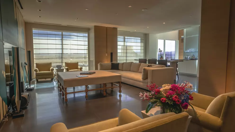 SKYLOFTS Two Bedroom Loft